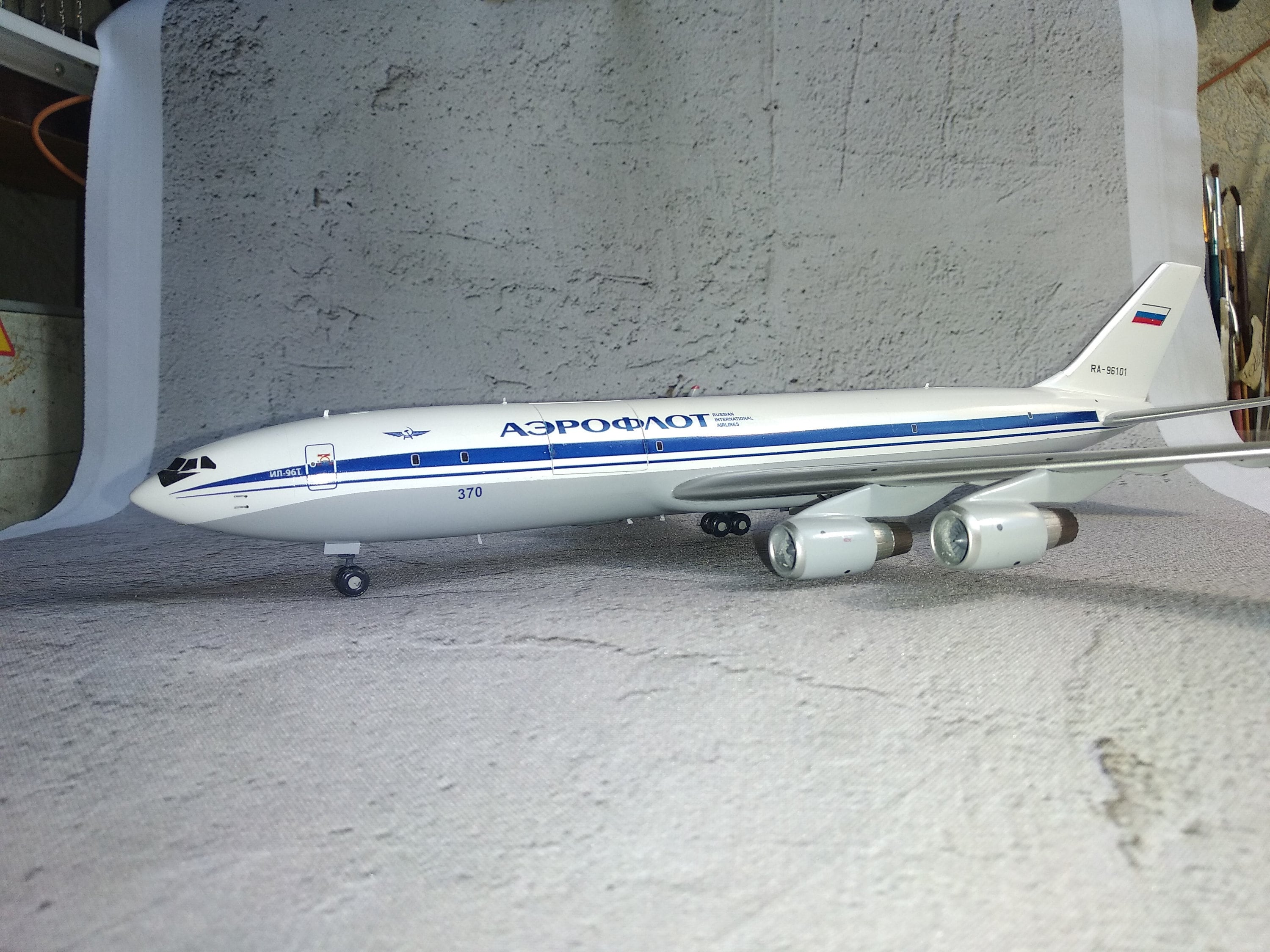 Ilyushin Il-96t Model Airplane 1:200 Scale - Handmade Wood Replica - Etsy