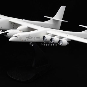 Stratolaunch With Dreamchaser 1/200 Scale - Etsy