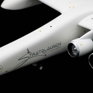 Stratolaunch With Dreamchaser 1/200 Scale - Etsy