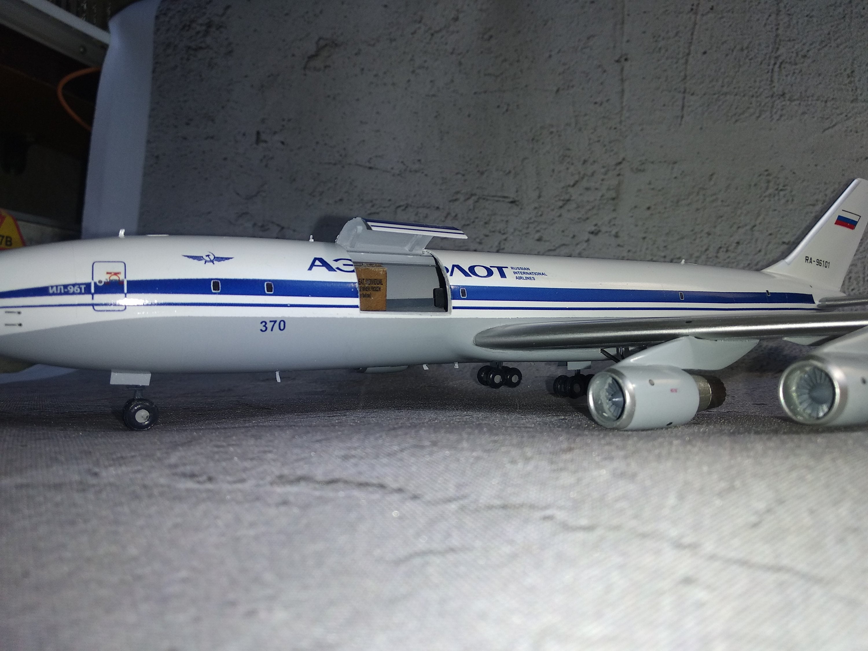 Ilyushin Il-96t Model Airplane 1:200 Scale - Handmade Wood Replica - Etsy