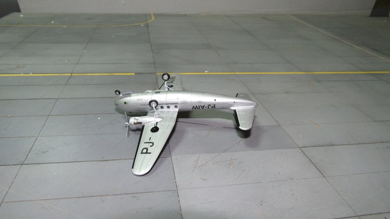 Model of Douglas DC-5 1200 Scale. - Etsy