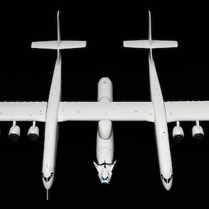 Stratolaunch With Dreamchaser 1/200 Scale - Etsy