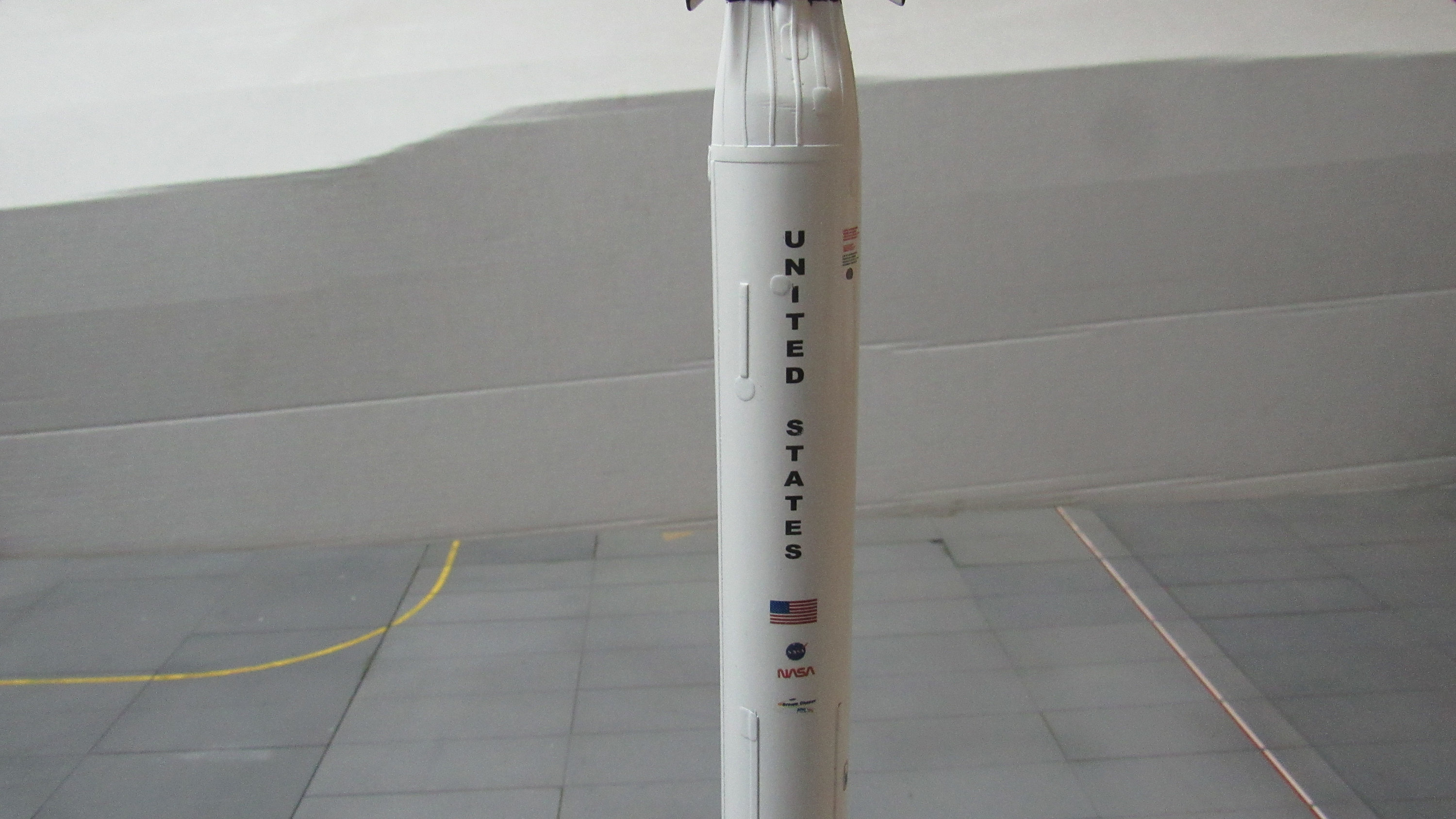 Dreamchaser With Booster 1/200 Scale - Etsy