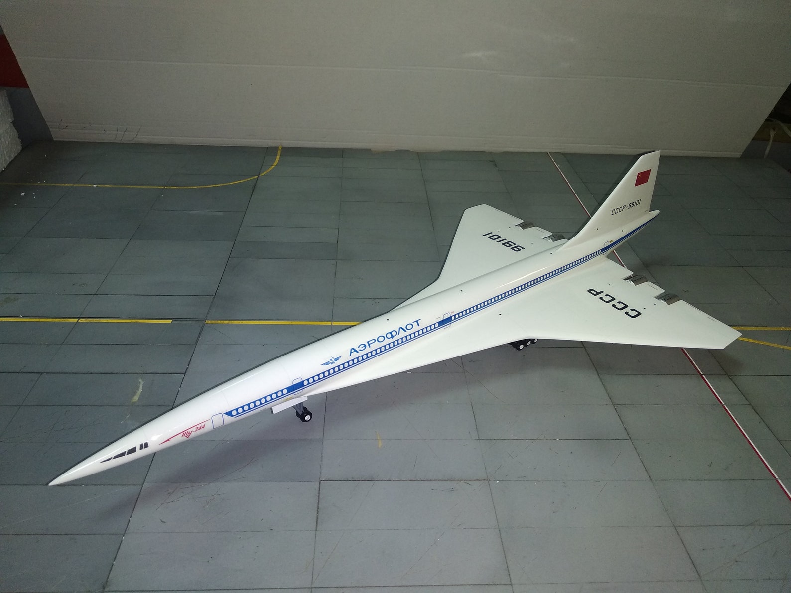The Supersonic Aircraft Tupolev Tu-244 in 1-200 Scale. Model - Etsy
