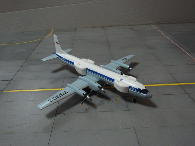 Resin Model of Il-18 Family 1-200 Scale. Any Livery. Any Type - Etsy