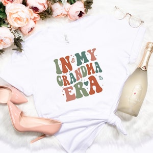 In My Grandma Era Sweatshirt, Cool Grandma Shirt, Funny Grandma Shirt ...