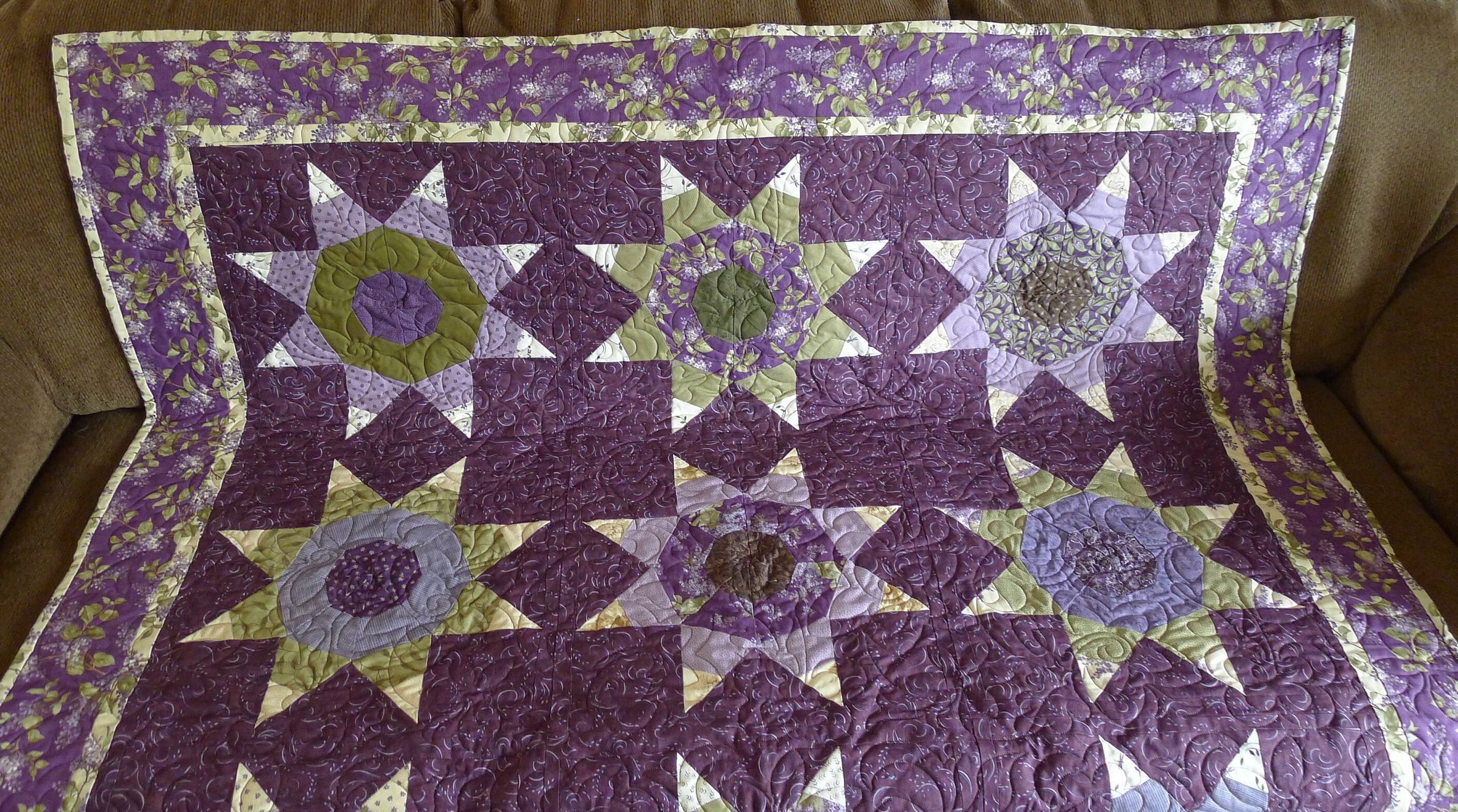 Kaleidoscope Lemoyne Lemon Star Quilt Purple Cream & Green Cotton ...
