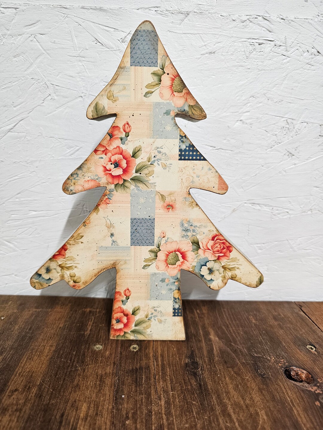 Wooden Tree - Chunky - Rustic - Shabby Chic - Winter - Antiqued ...