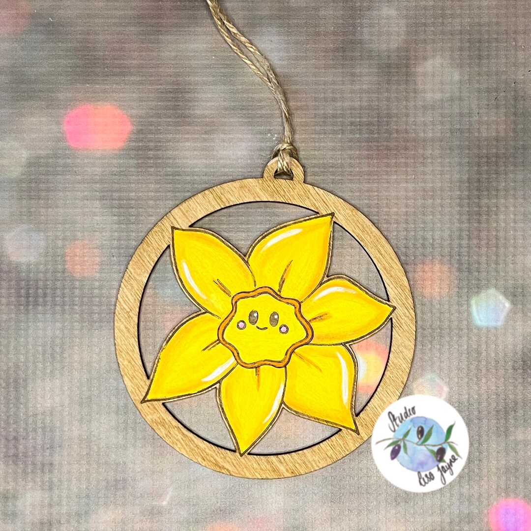 Daffodil Handpainted 3D Wooden Hanging Decor - Etsy