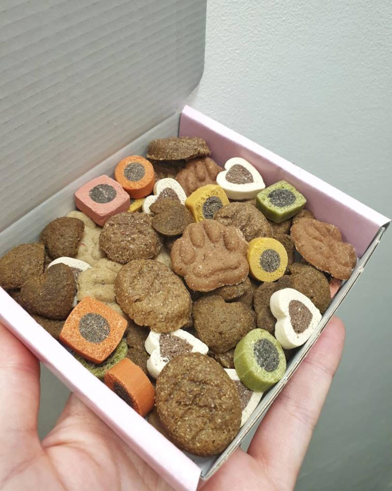 Dog Treat Box - THE BISCUIT ONE - Pick N Mix Snack - Treats Birthday ...