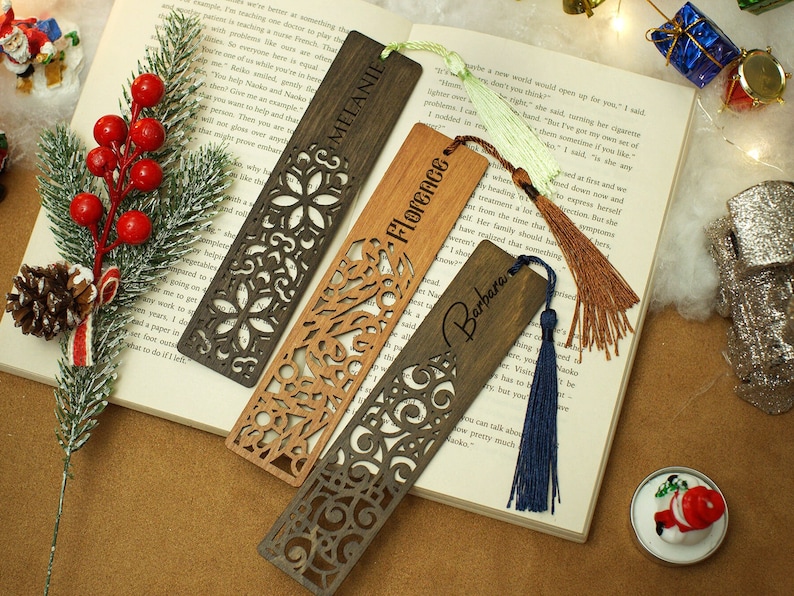 Personalized Christmas Wooden Bookmark: Holiday Pattern With Tassel - Etsy