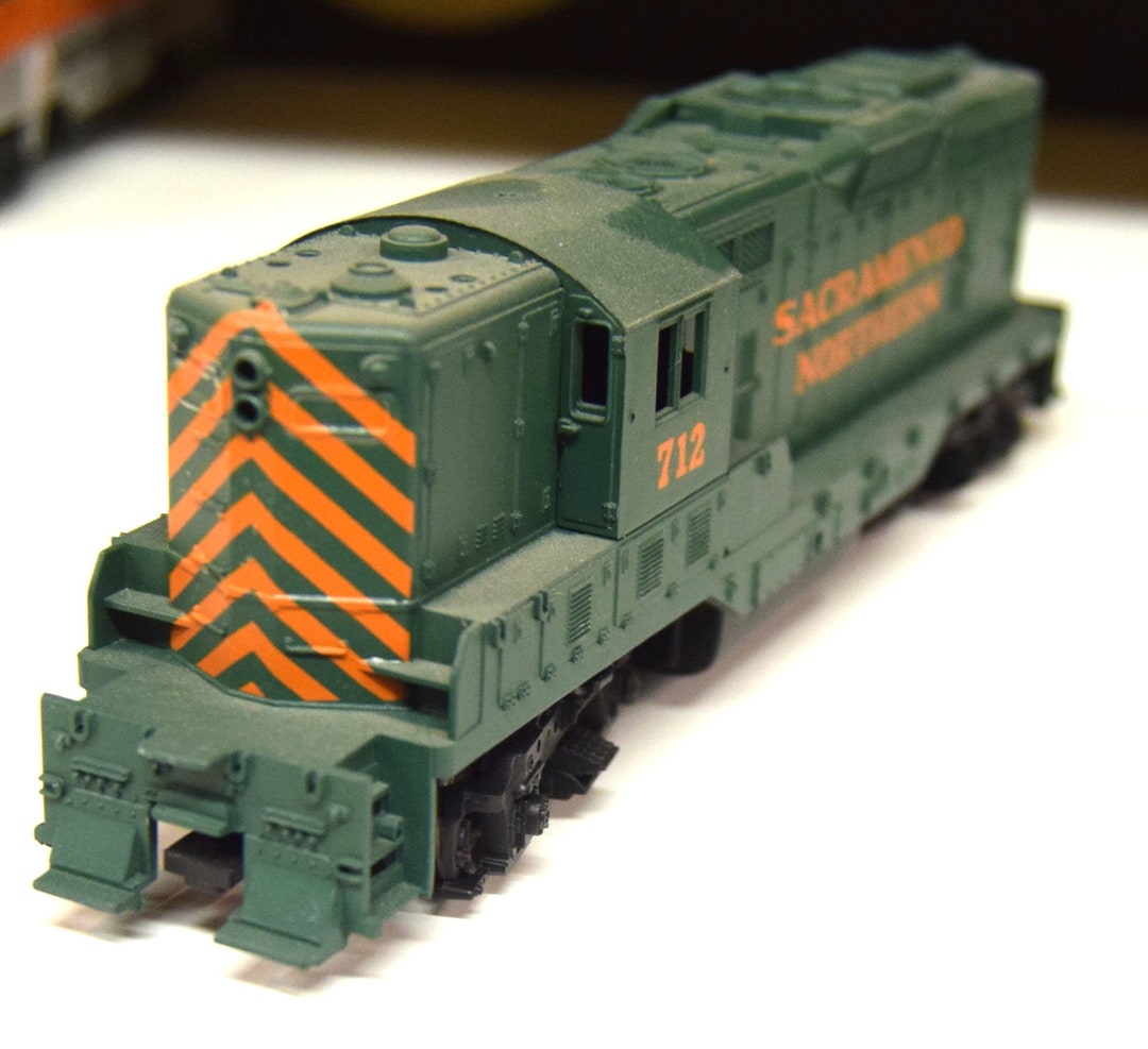 Atheran HO Model Train: GP 7 Custom Painted in Sacramento Northern and ...