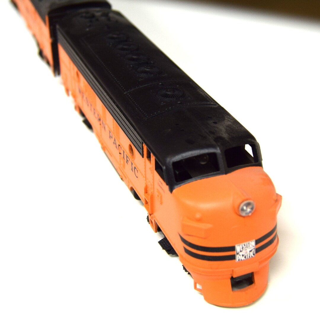 Atheran HO Model Train: F7A Dummy Custom Painted Into Western Pacific ...