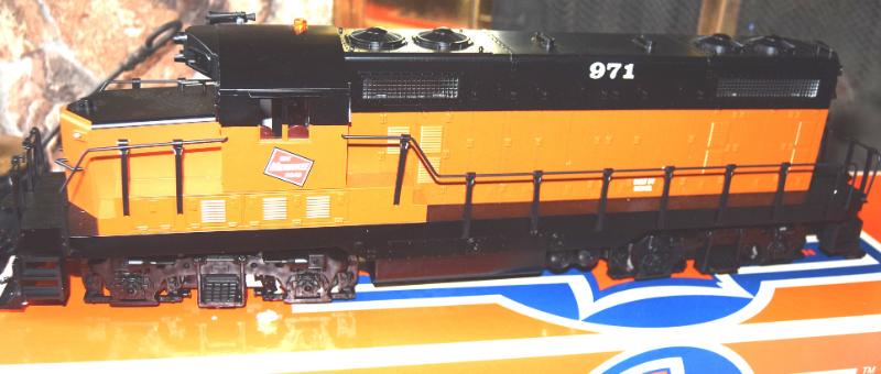 G Scale Model Diesel Engine Milwaukee Road Railroad GP 20 by Lionel ...