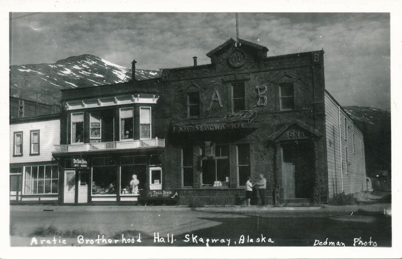 Set of 30 B&W Post Cards of Skagway, Alaska and the Gold Rush to ...