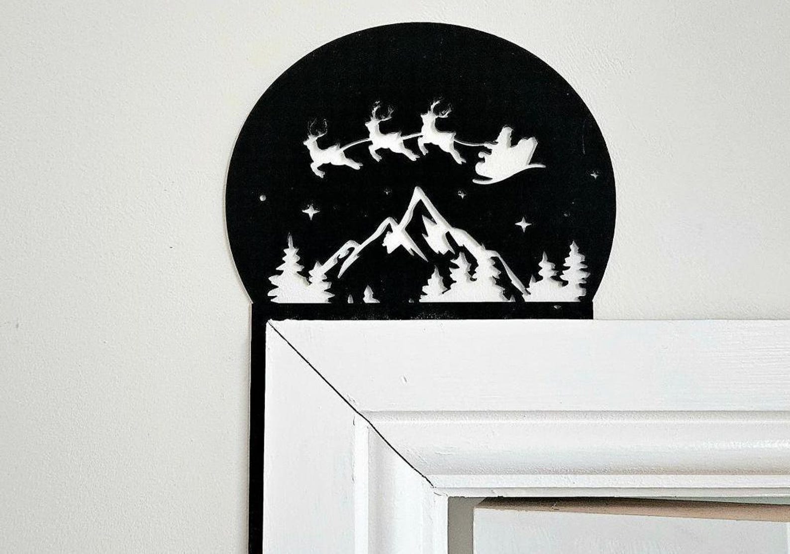 Globe Christmas Decor, Door Corner Ornament, Flying Santa Decoration ...