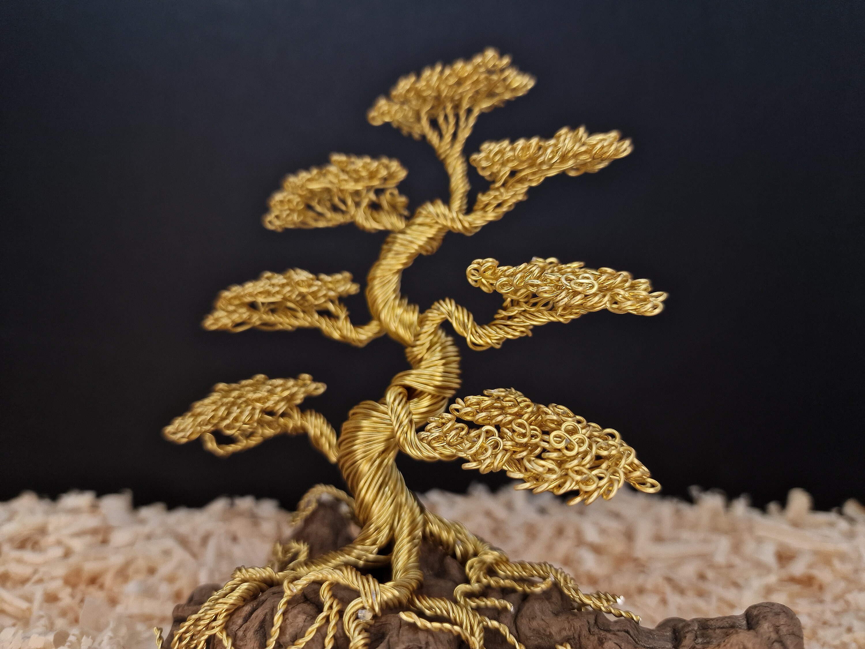 Vertical Gold Bonsai Tree Wire Sculpture - Etsy