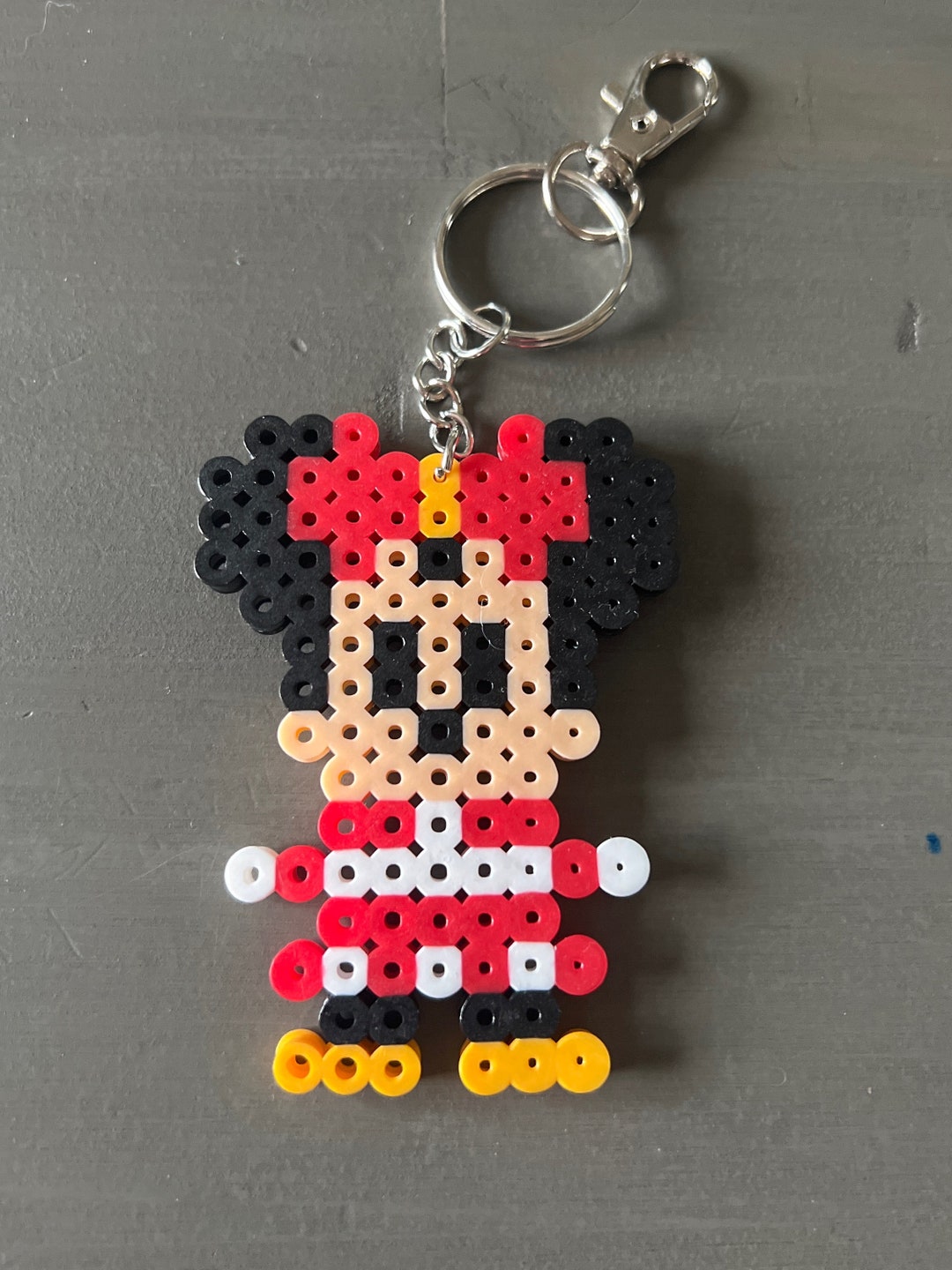 Minnie Mouse Perler Bead Clip-on Keychain - Etsy Canada