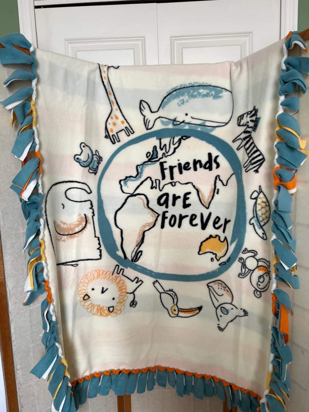 Friend Are Forever Circle of Animals No-sew Tie Fleece Reversible ...