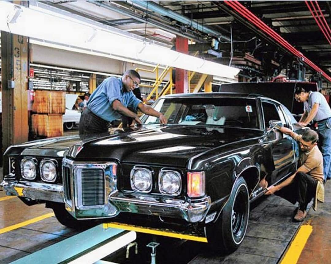1969 PONTIAC GRAND PRIX Assembly Line Photo - Etsy