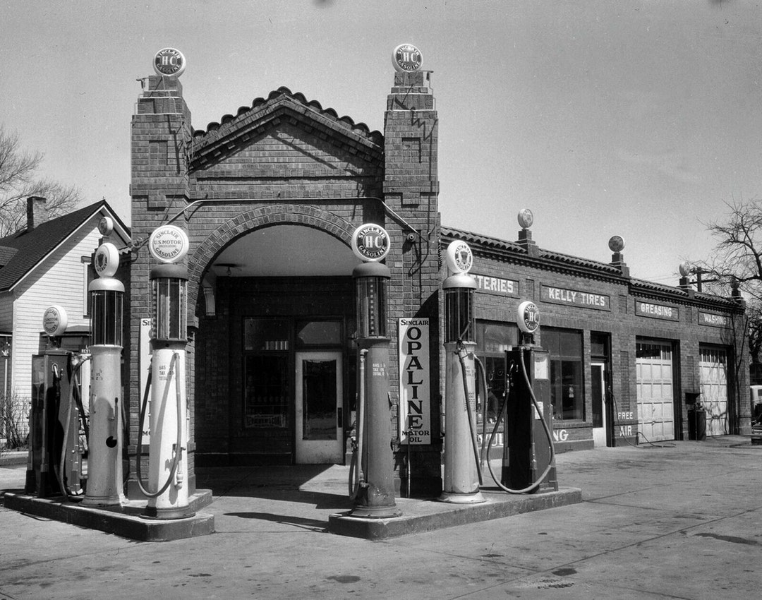 1936 SINCLAIR SERVICE STATION Photo - Etsy