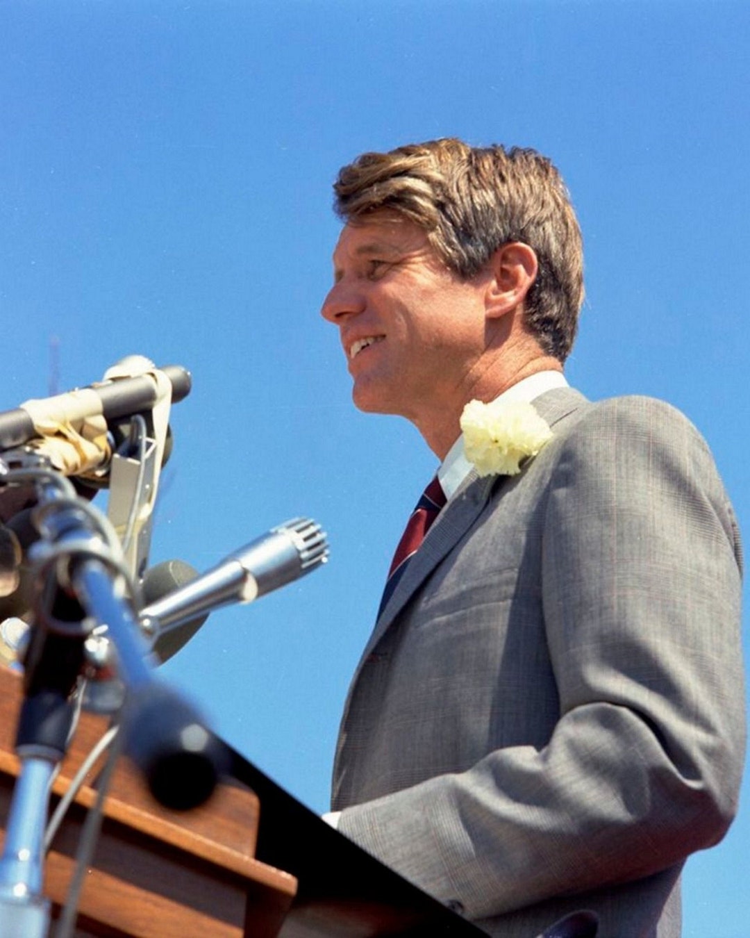 1968 ROBERT F KENNEDY Speaking in Los Angeles Photo - Etsy