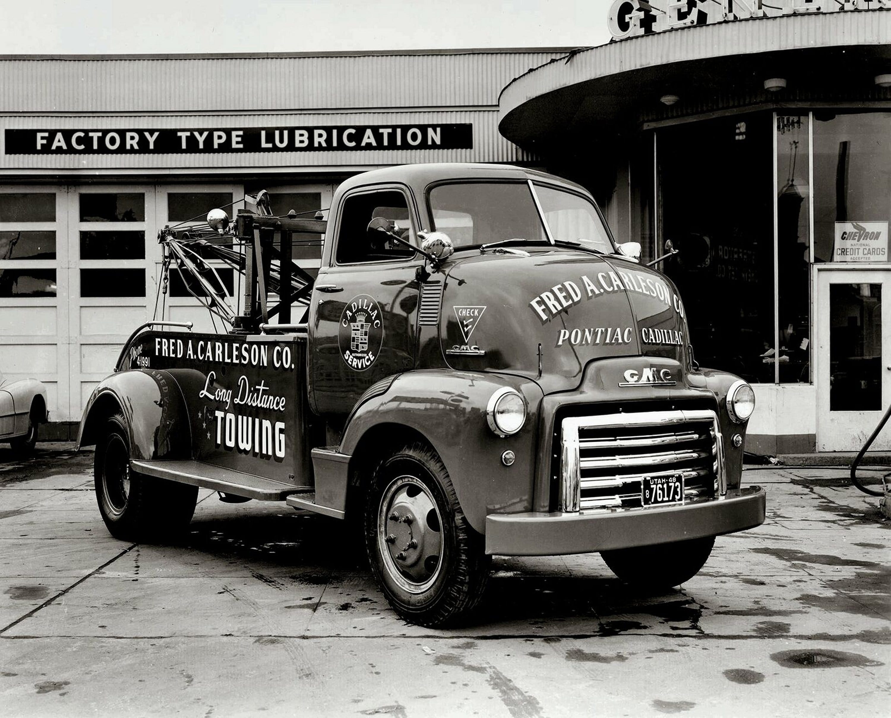 1948 GMC COE Tow Truck PHOTO in Font of Gas Station - Etsy