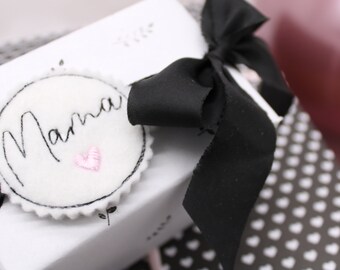 Large Button Frame - Etsy