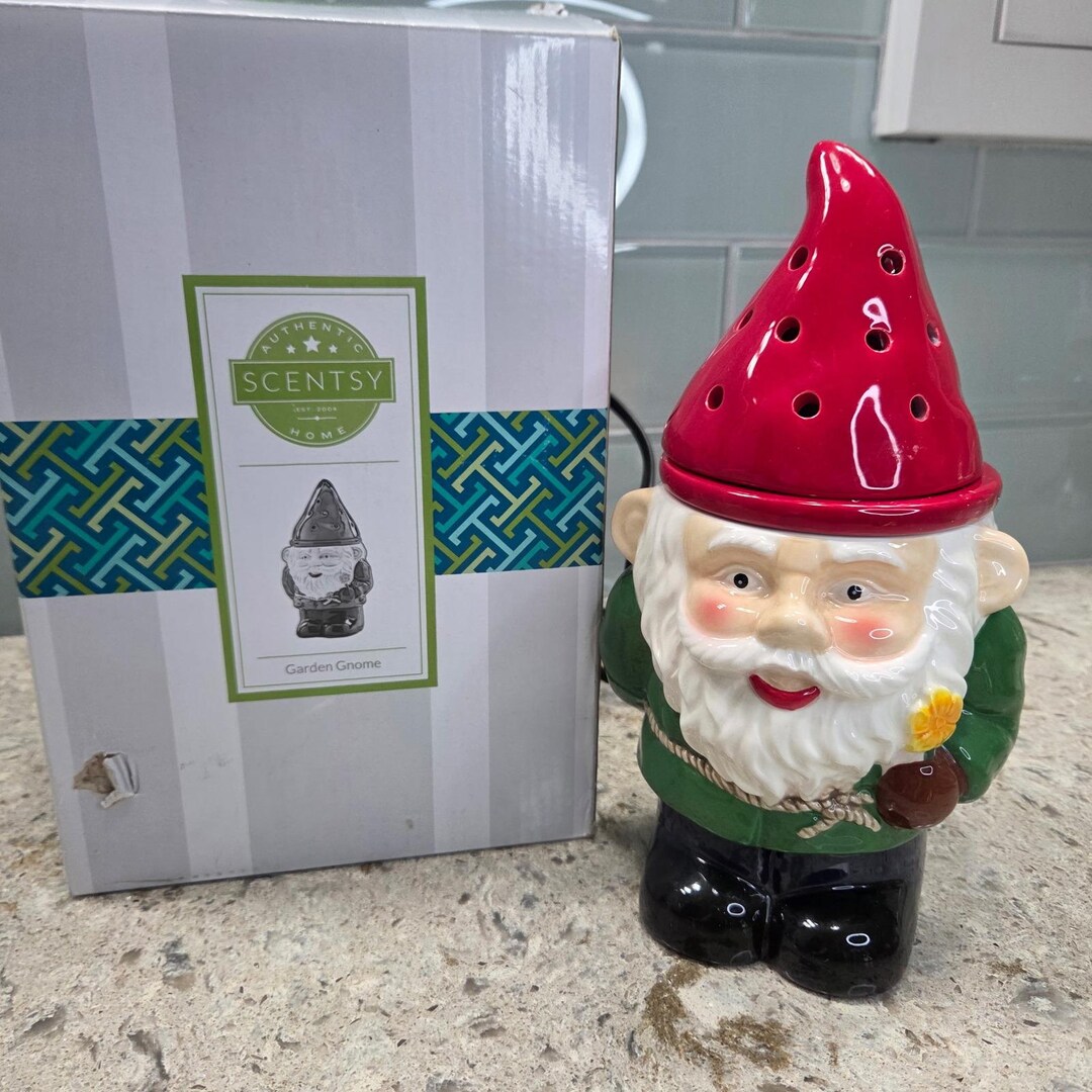 Scentsy Garden Gnome Fragrance Warmer White Beard Home Decor W/O WAMER ...