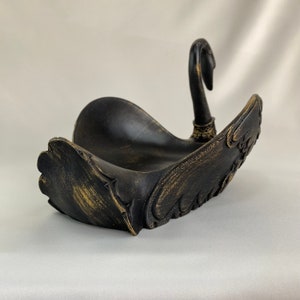 Elegant Swan Shaped Key Bowl for Hallway Accessory Decorative Swan ...