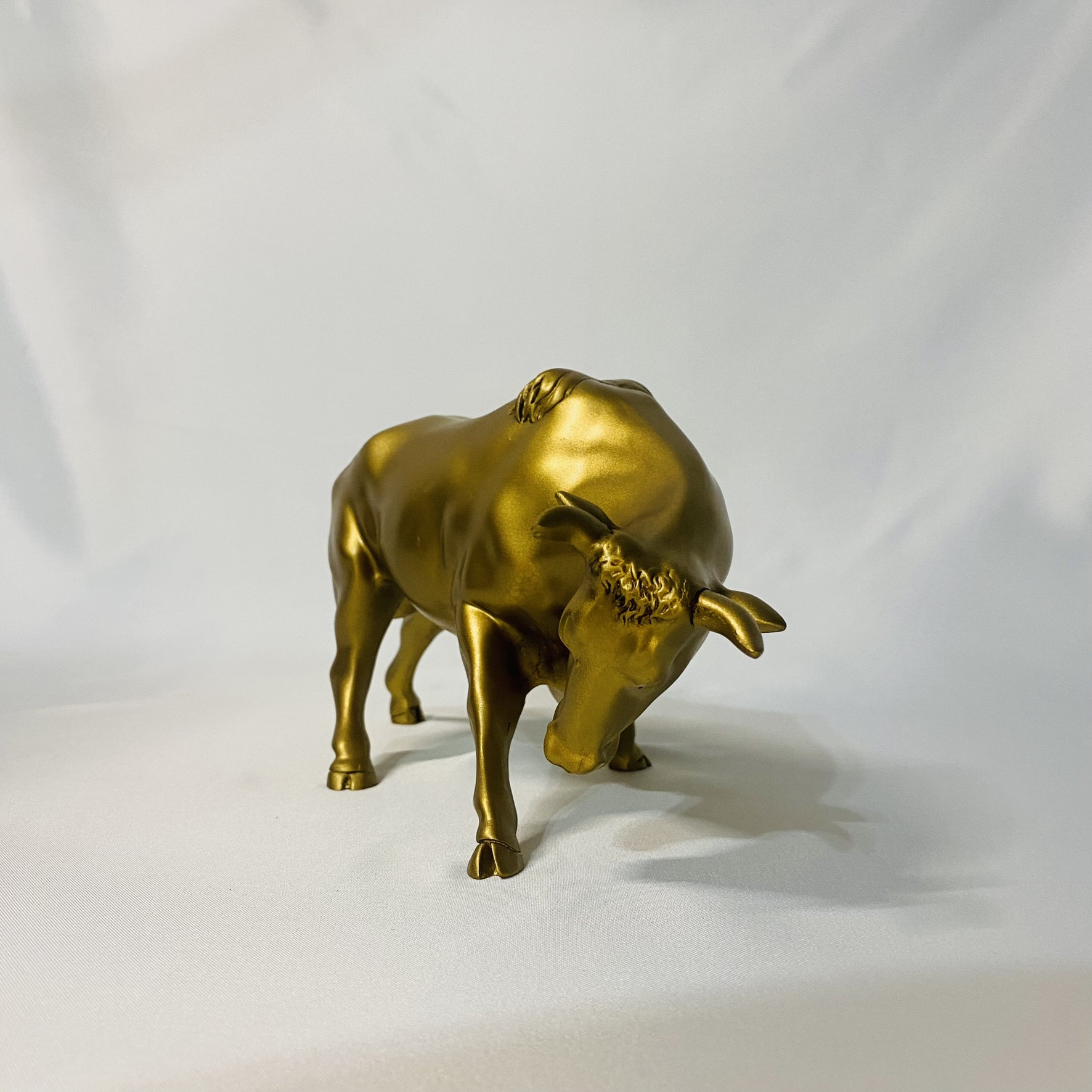 Realistic Spanish Bull Sculpture, Statue Bull Figurine for Table ...