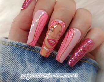 Press on Nails, White Milky Nails, Karol G Mañana Será Bonita Nails ...