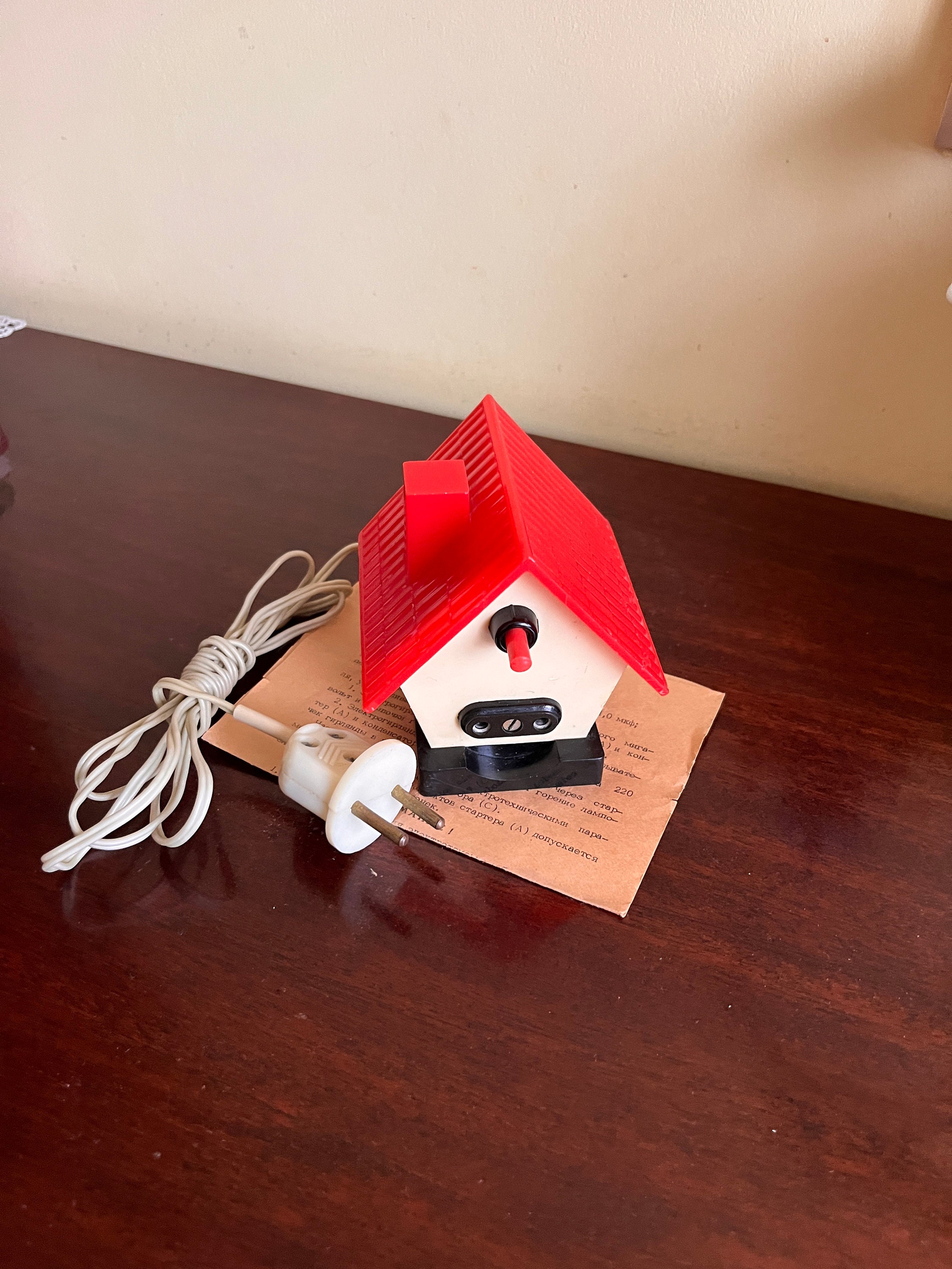 Vintage Soviet Blinking Plug in a Shape of a House 220v Rare Small ...