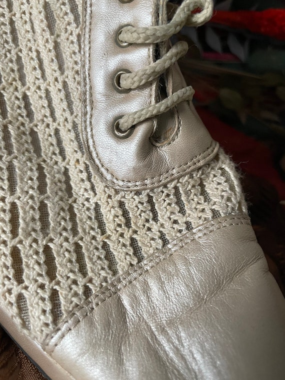 Vintage Cream Embroidered Crochet Wedding Ankle Boots… - Gem