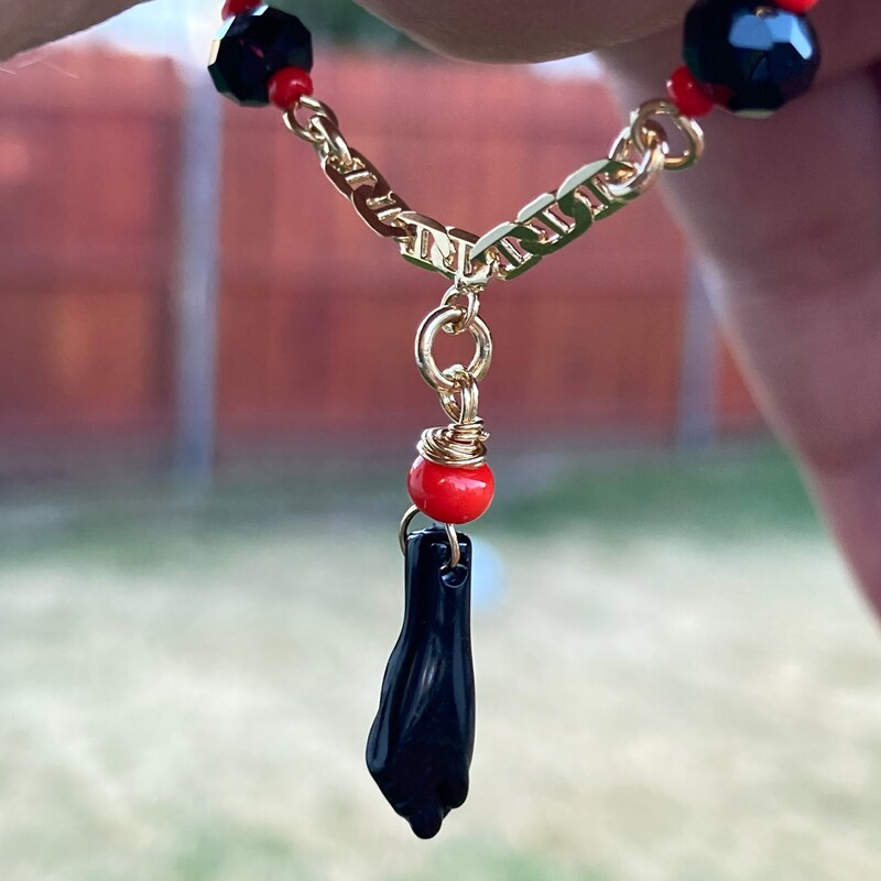 Azabache - Etsy