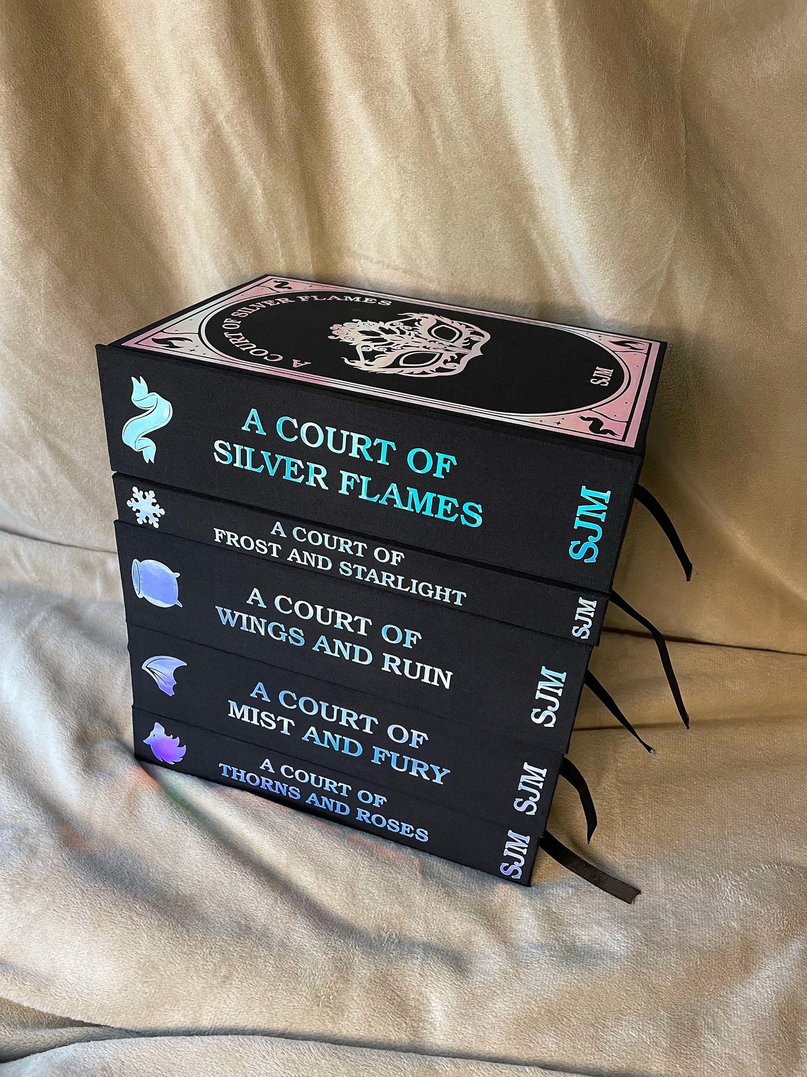 ACOTAR Series Custom Rebind With Painted Fore Edges - Etsy