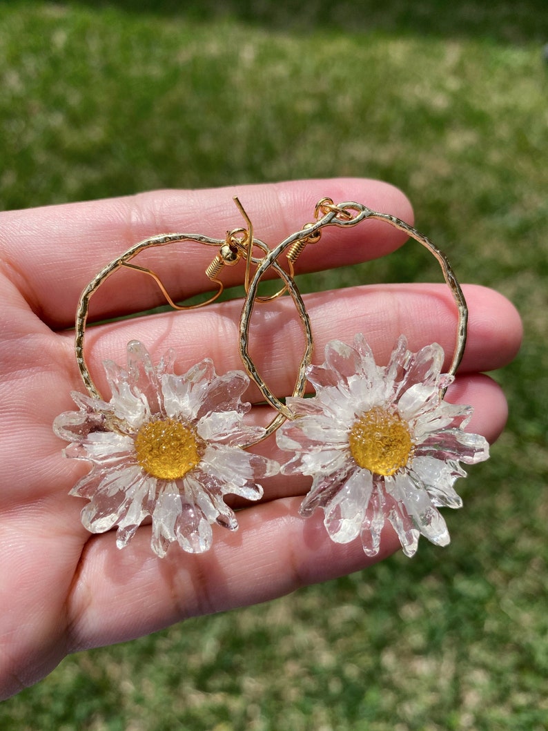 Real Daisy Resin Earrings, Gold Hoop, Plant Based Resin - Etsy