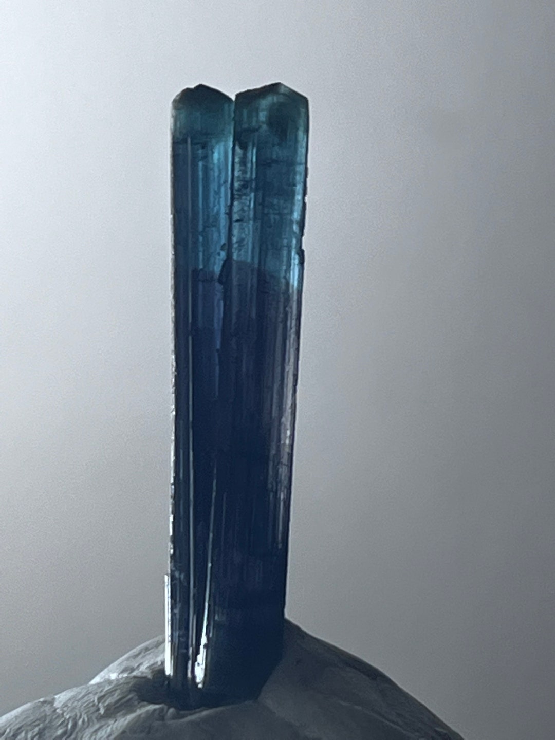 Blue Indicolite Tourmaline Facet 11 Ct 32 Mm Grade Tower Vibrant Violet ...