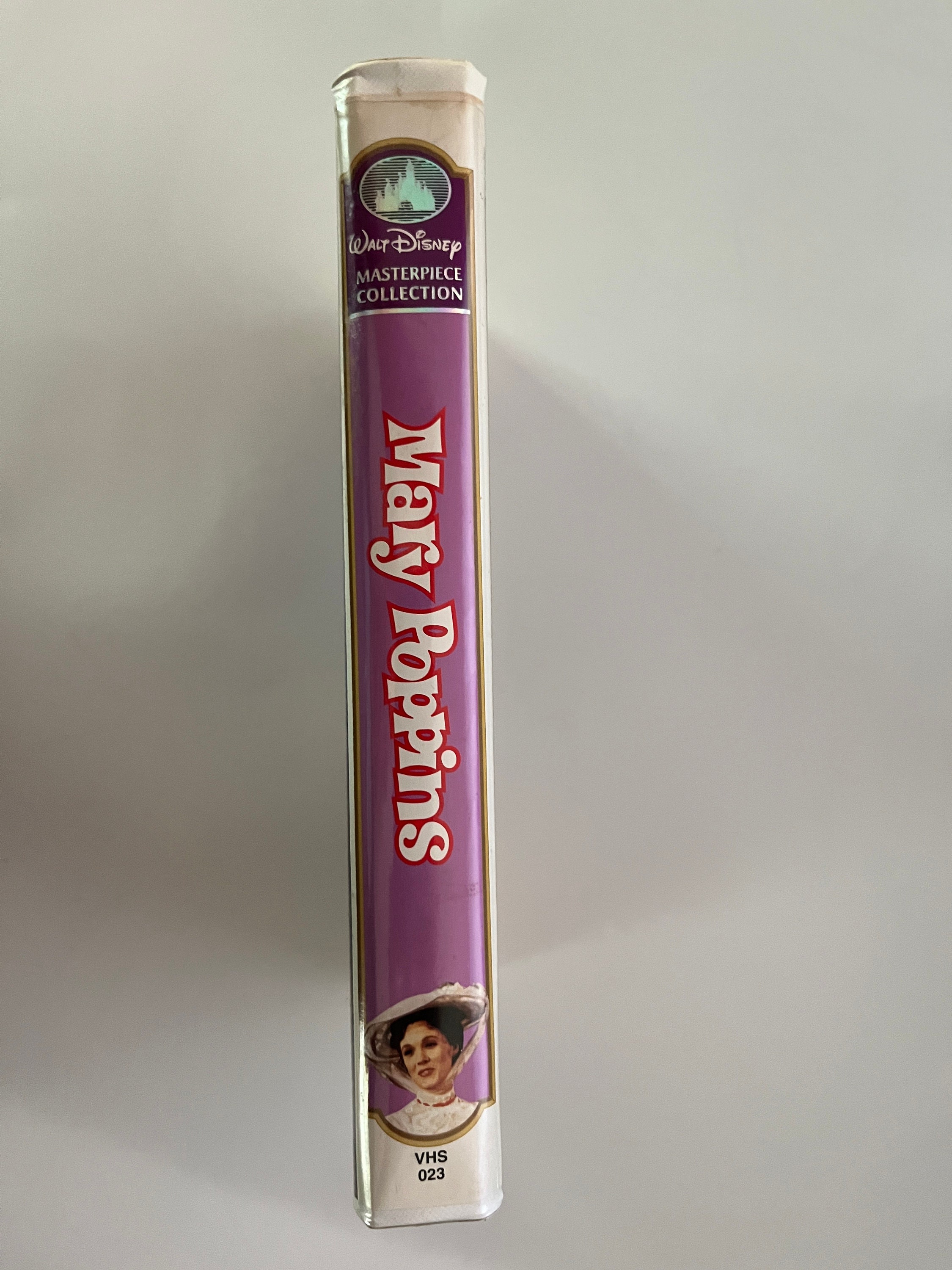 Vintage VHS Walt Disney's 'mary Poppins' Clamshell VHS Tape masterpiece ...