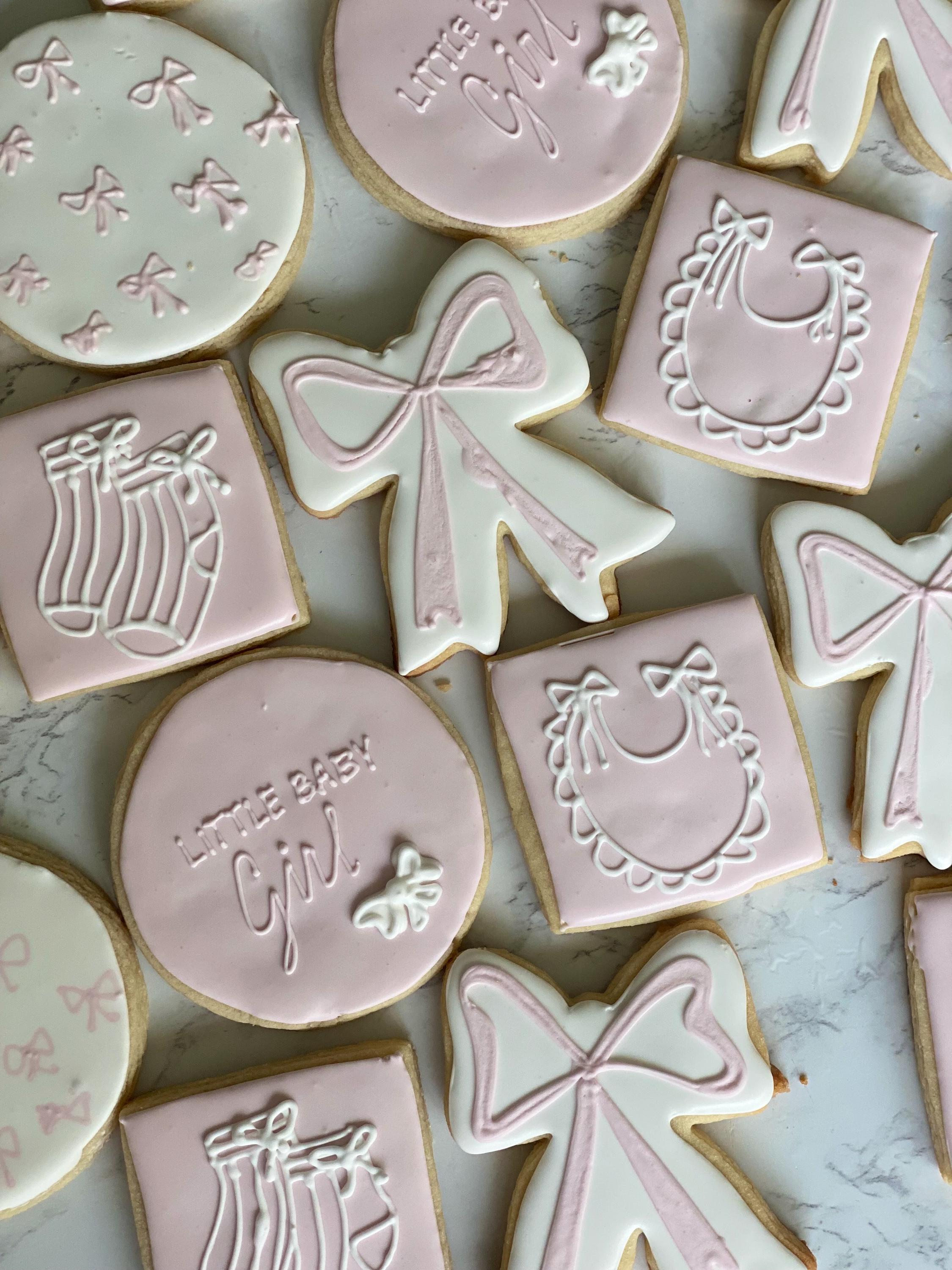 Pink and White 1 Dozen Coquette /bow Theme Custom Decorated Sugar ...