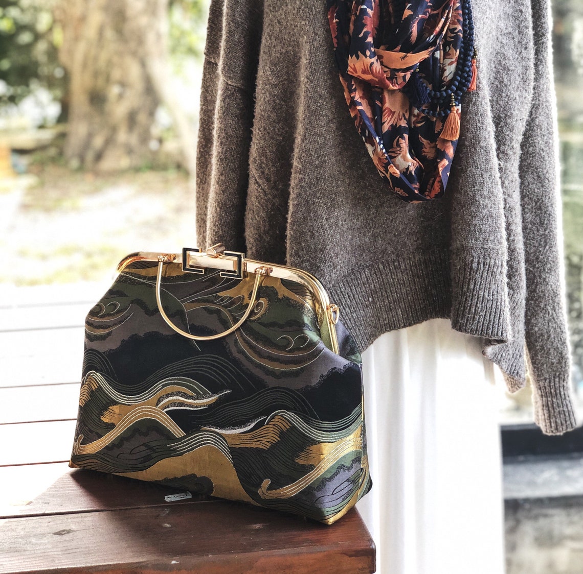 Japanese Wave/modern Style Kiss Lock With Traditional Kimono | Etsy