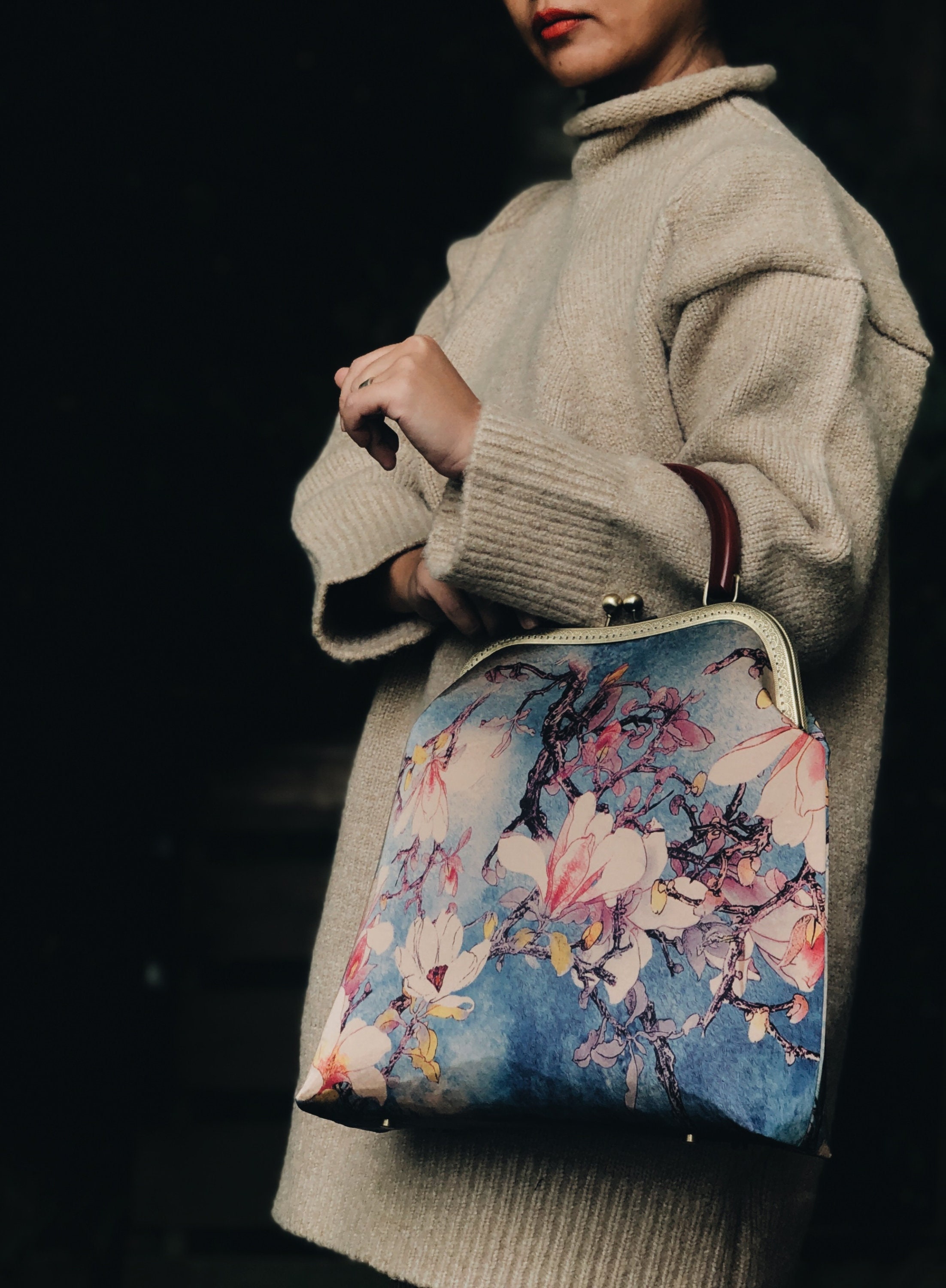 Magnolia Kiss Lock Bag With Floral Pattern Blue White - Etsy