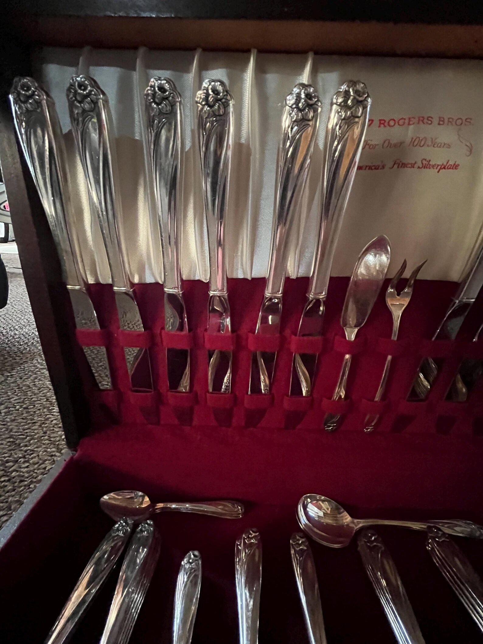 Vintage 1847 Rogers Bros Daffodil Silverware Flatware 87 Pieces - Etsy