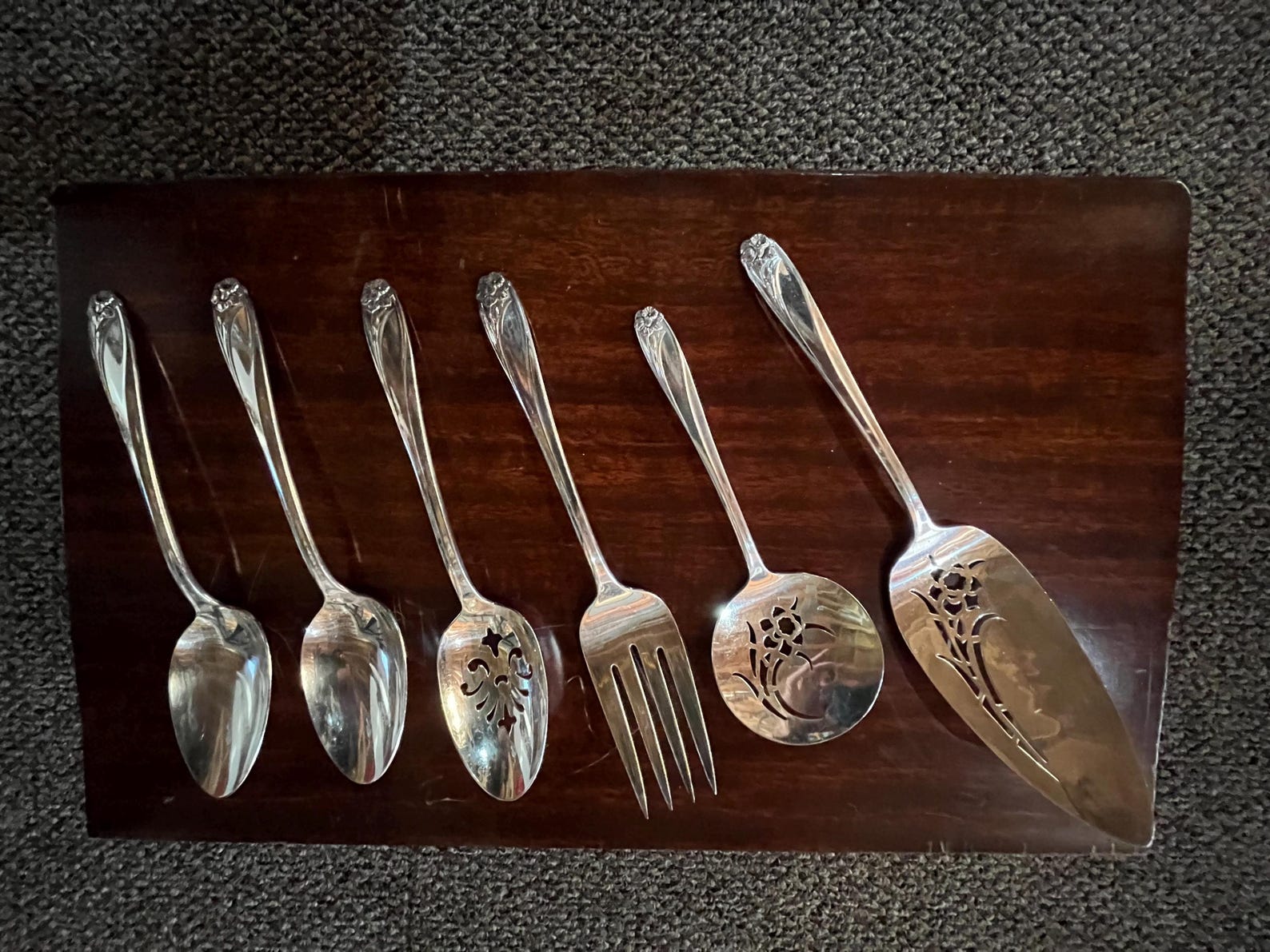 Vintage 1847 Rogers Bros Daffodil Silverware Flatware 87 Pieces - Etsy