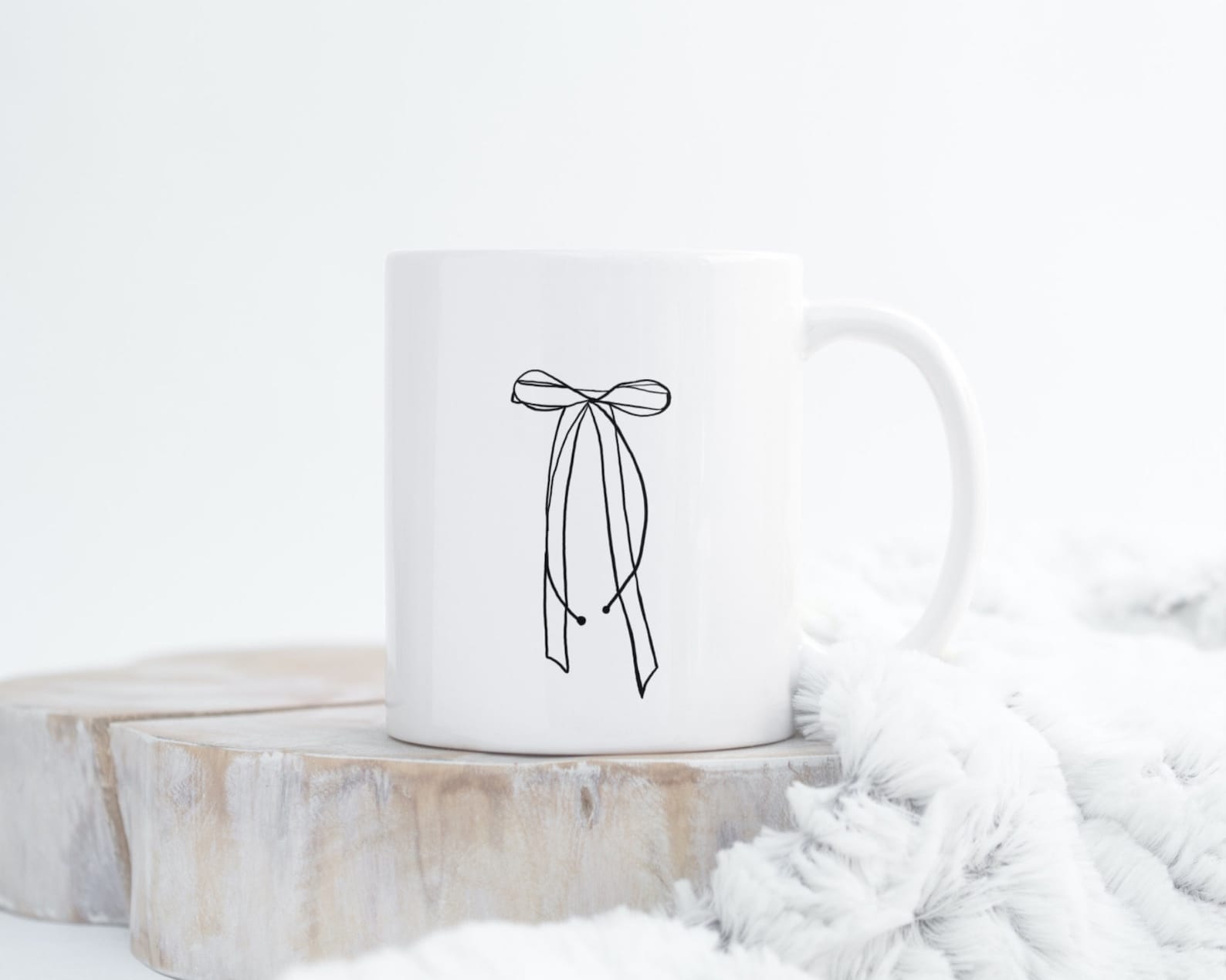 Hand Drawn Bow Clip Art İllustration,ribbon Bow Drawing,line Art Bow ...