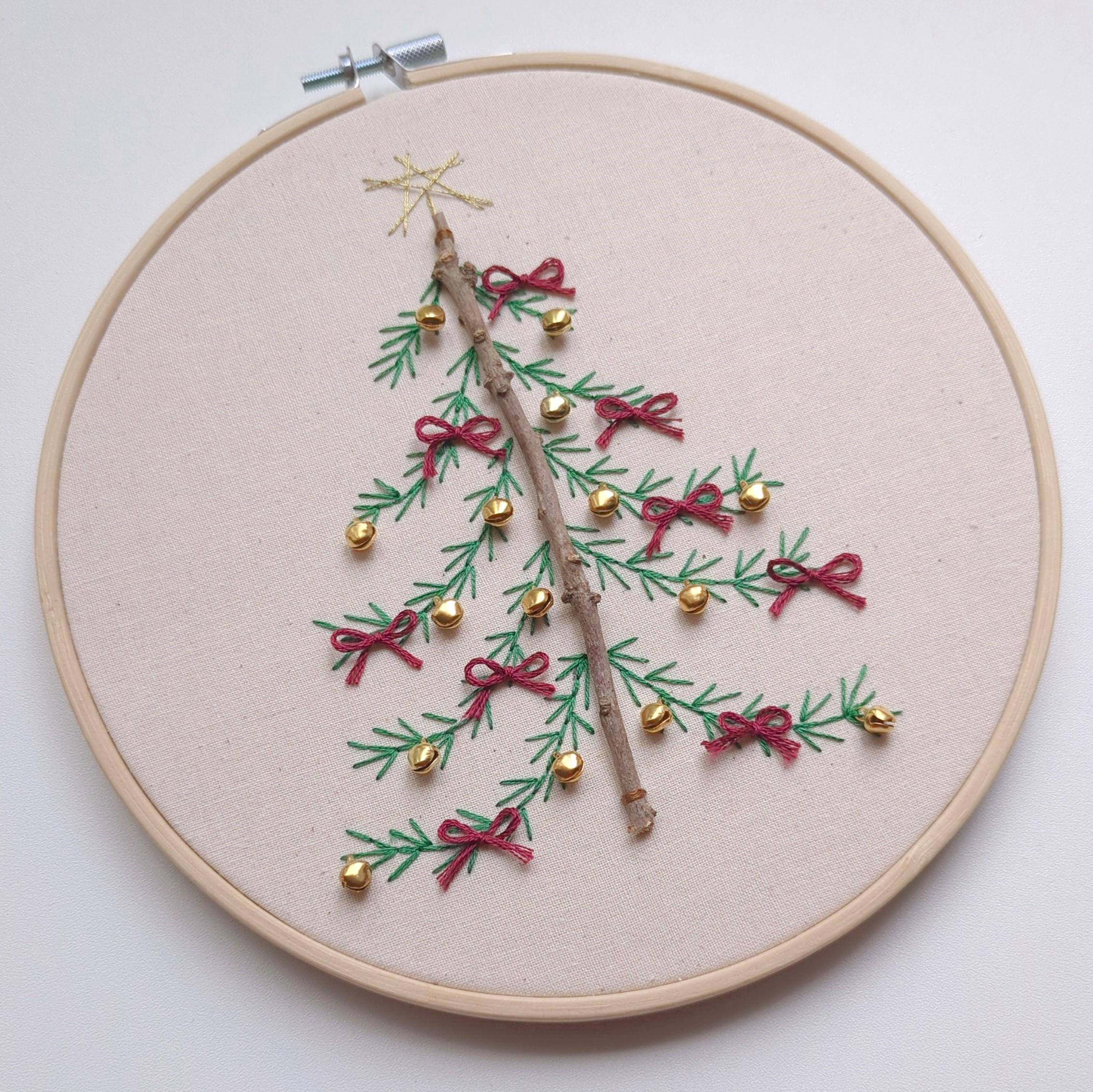 Bow Christmas Tree Embroidery Pattern PDF Download, Hand Embroidery ...