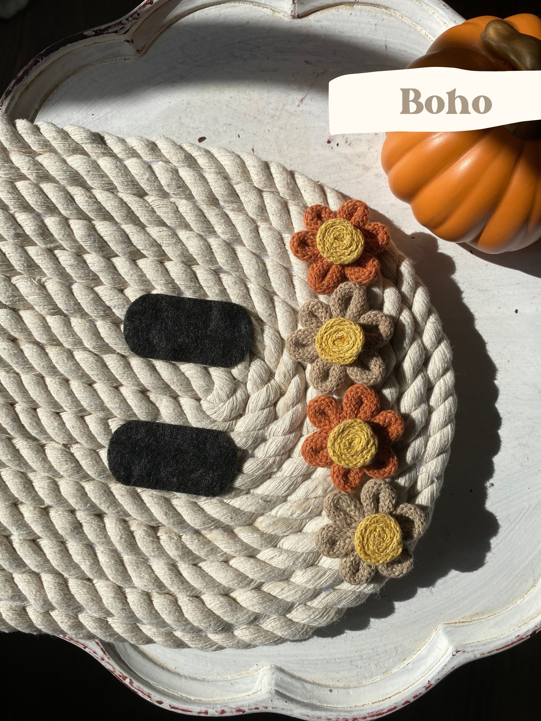 DAISY BOO Wall Hanging | Spooky Season | Halloween Decor | Macrame ...