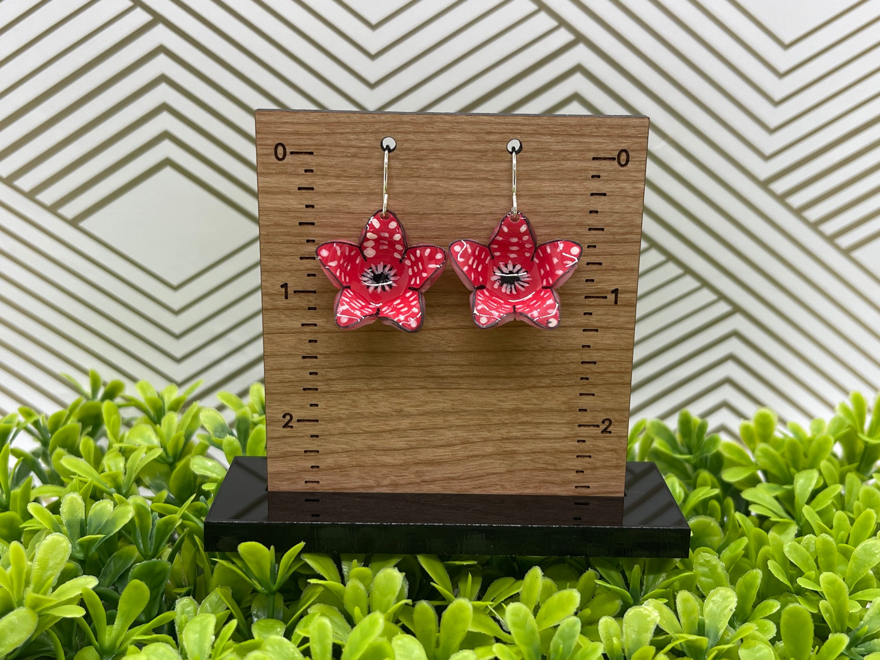 Stranger Things Inspired Demogorgon Earrings FREE US SHIPPING - Etsy