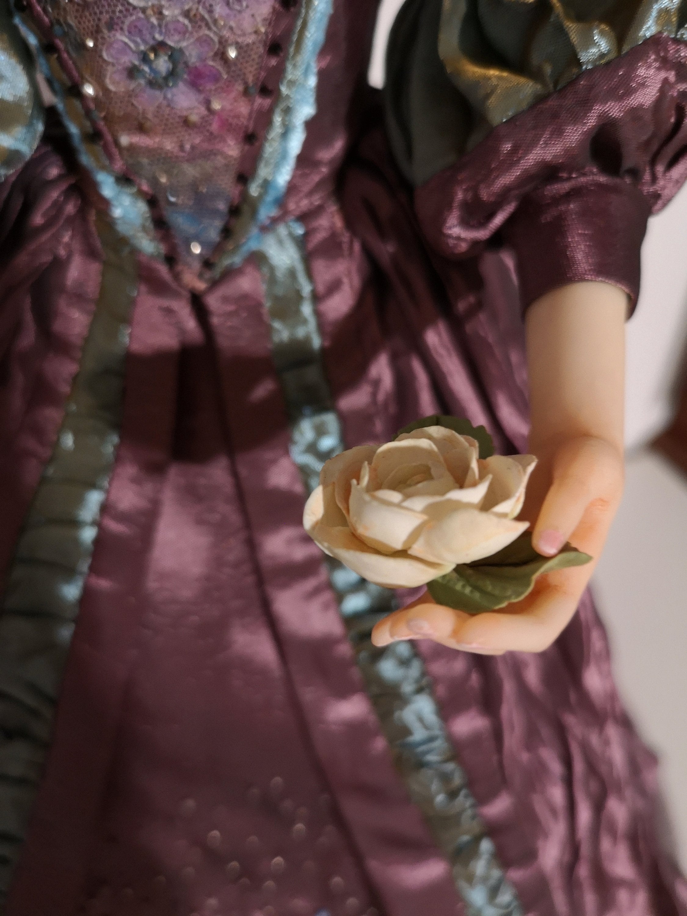 Violetta Valeri (la Traviata) Doll Full Set Semi Static Non Articulated ...