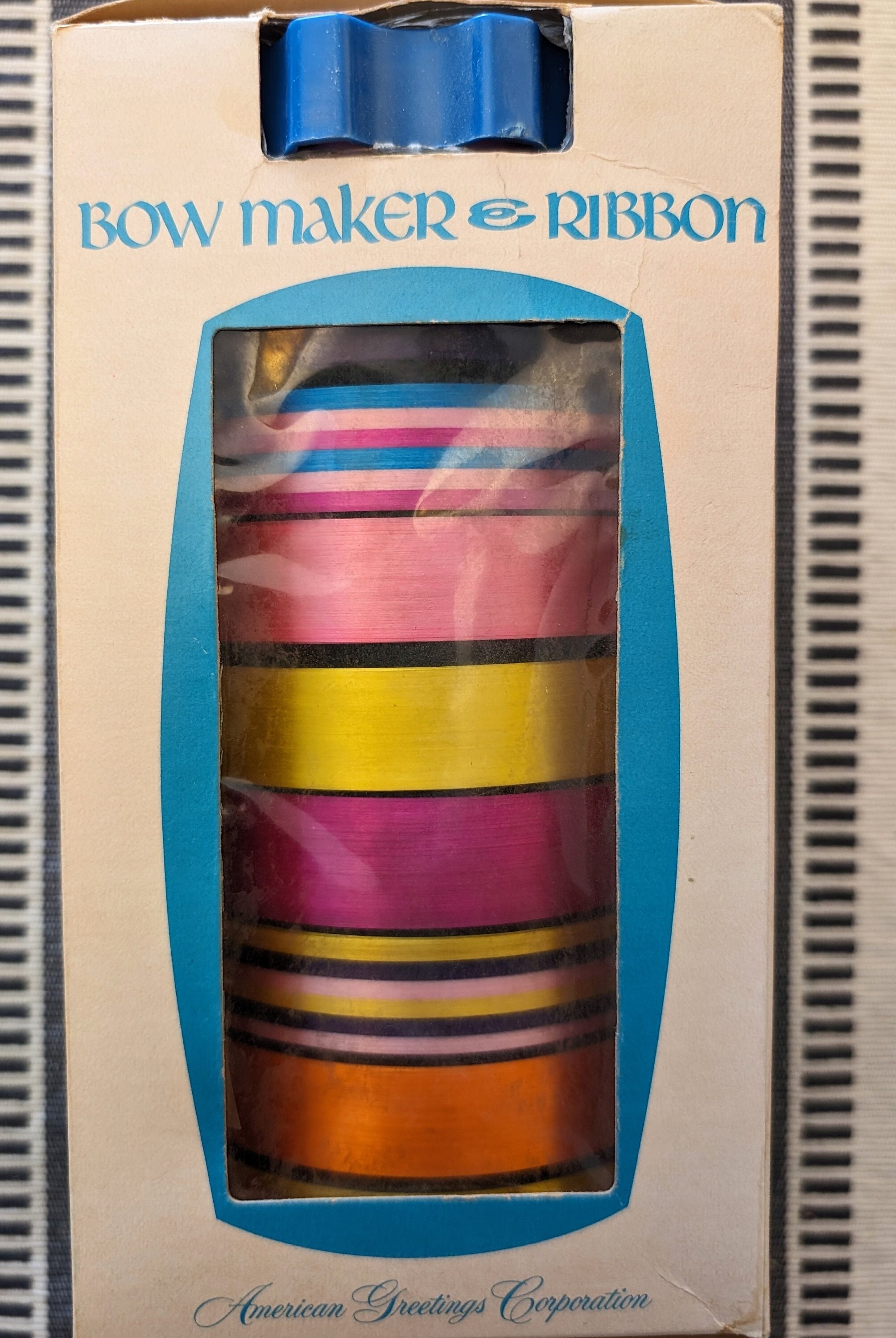 1960s, Bow Maker & Ribbon, Complete, Nine Ribbon Colors, 24 Pins, 90 ...